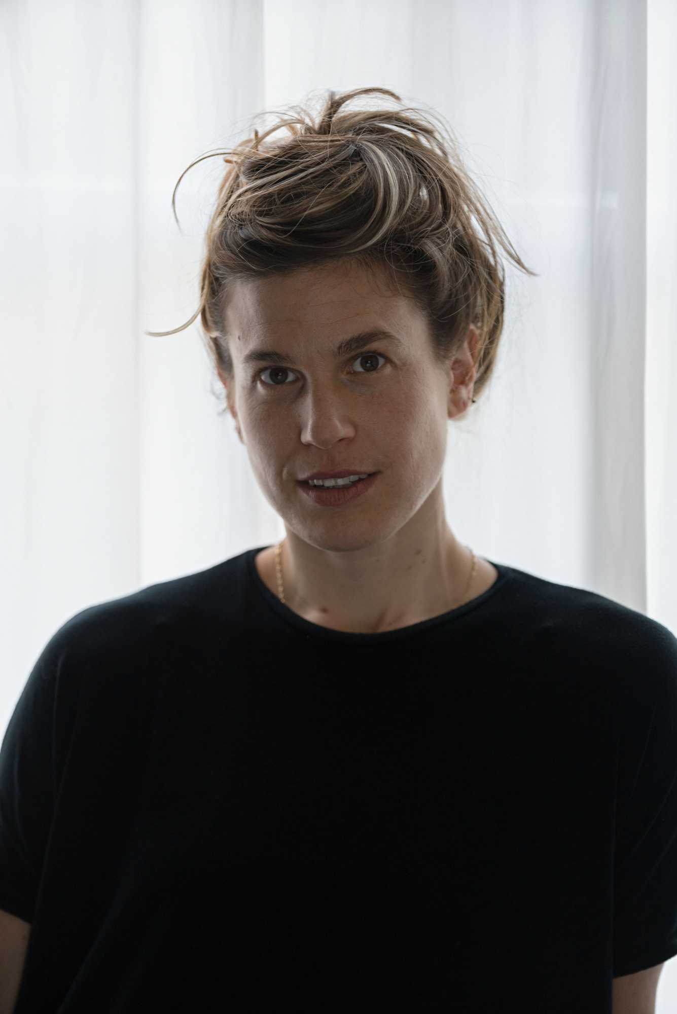 Mitglieder: Smadar Goshen / Produktionszentrum — Tanz + Performance ...